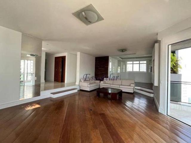 Apartamento com 3 dormitórios à venda, 200 m² por R$ 3.100.000,00 Moema São Paulo/SP