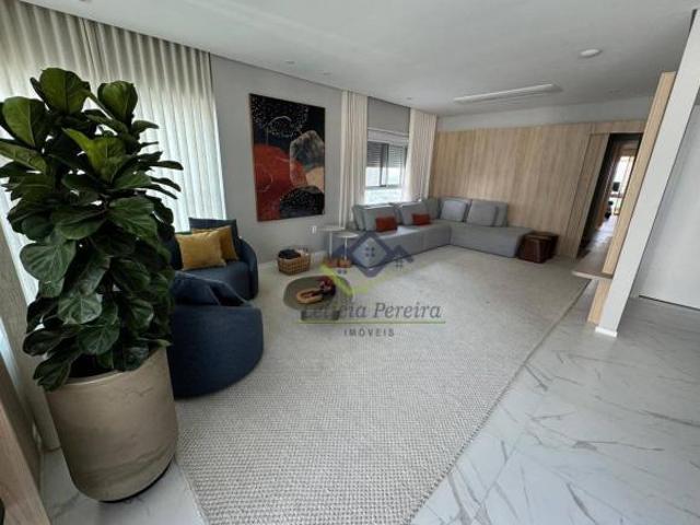 Apartamento com 3 dormitórios à venda, 200 m² por R$ 3.500.000,00 Gramercy Park Barueri/SP