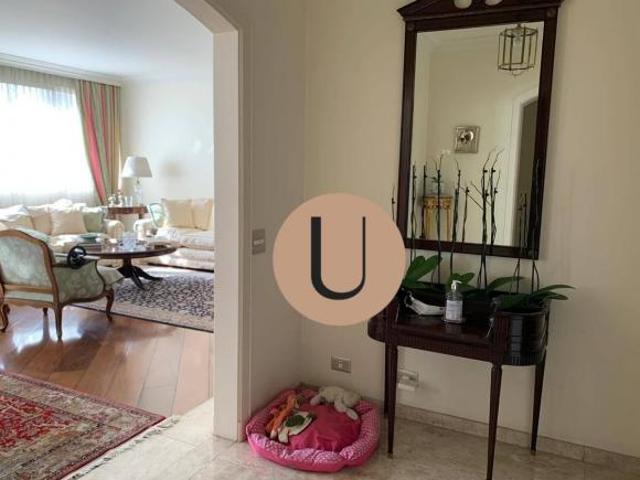 Apartamento com 3 dormitórios à venda, 200 m² por R$ 5.000.000,00 Itaim Bibi São Paulo/SP