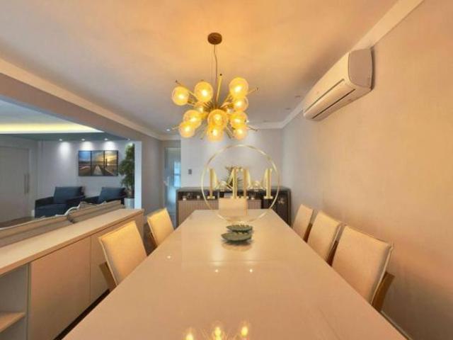 Apartamento com 3 dormitórios à venda, 205 m² por R$ 1.800.000 Aparecida Santos/SP