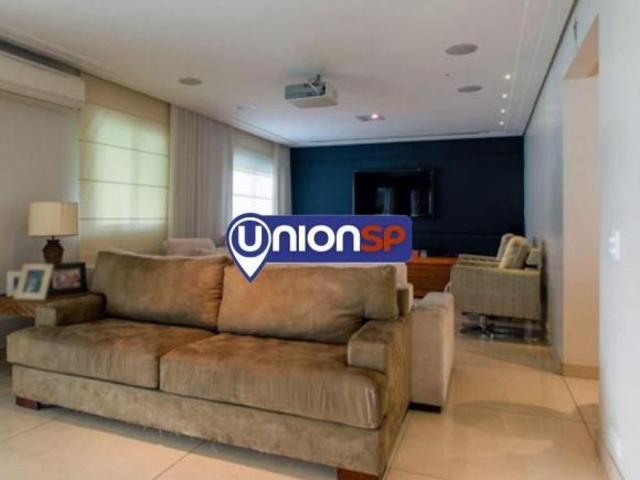 Apartamento com 3 dormitórios à venda, 205 m² por R$ 4.300.000,00 Moema São Paulo/SP