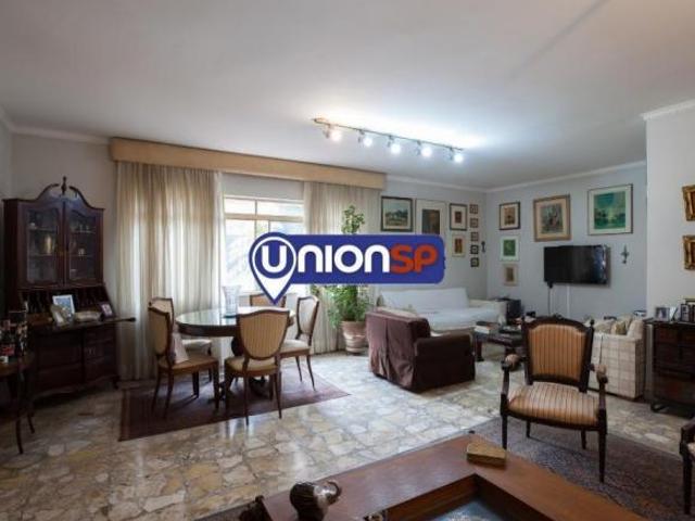 Apartamento com 3 dormitórios à venda, 210 m² por R$ 1.850.000,00 Higienópolis São Paulo/SP