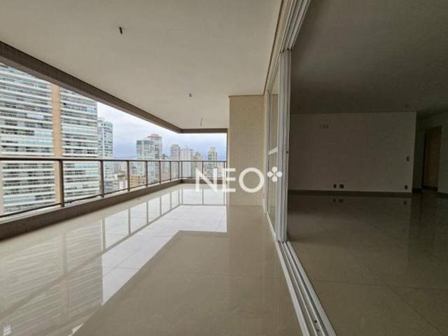 Apartamento com 3 dormitórios à venda, 210 m² por R$ 3.300.000 Boqueirão Santos/SP