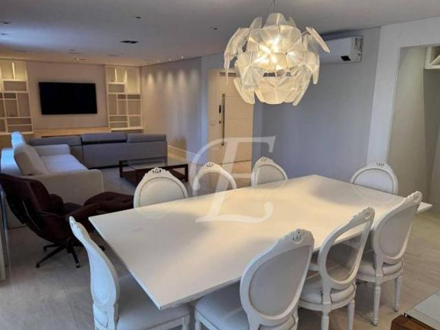 Apartamento com 3 dormitórios à venda, 210 m² por R$ 5.300.000,00 Vila Olímpia São Paulo/SP