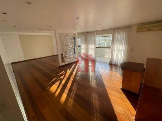 Apartamento com 3 dormitórios à venda, 211 m² por R$ 2.900.000,00 Boqueirão Santos/SP