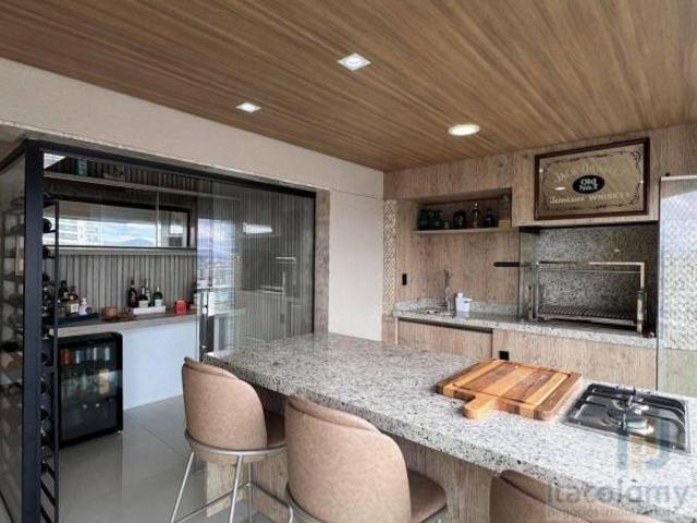 Apartamento com 3 dormitórios à venda, 212 m² por R$ 4.300.000,00 Alphaville Barueri/SP