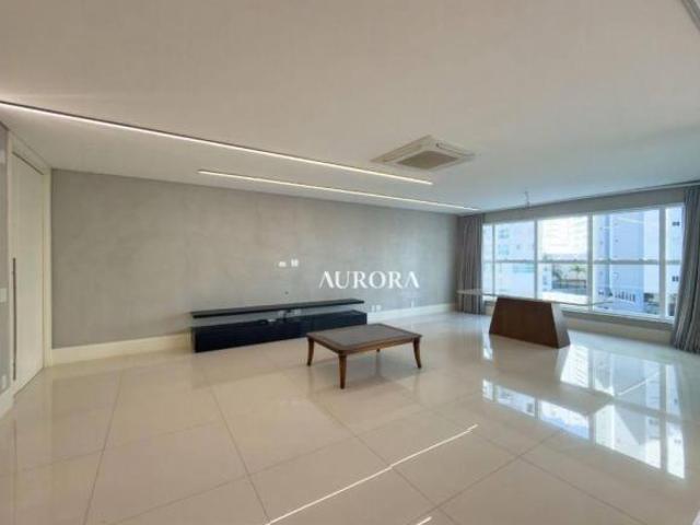 Apartamento com 3 dormitórios à venda, 214 m² por R$ 2.600.000,00 Gleba Fazenda Palhano Londrina