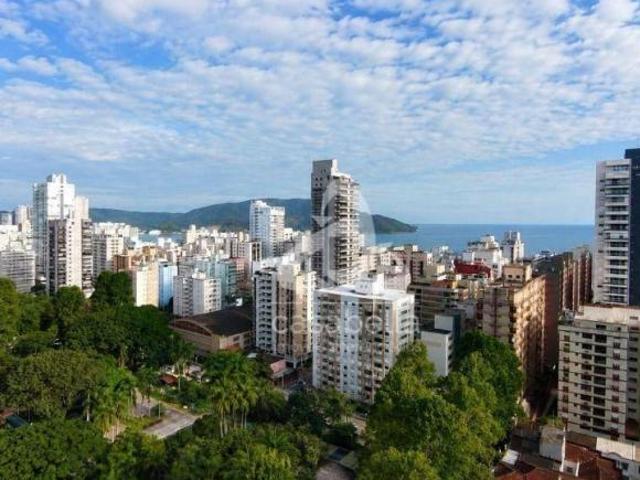 Apartamento com 3 dormitórios à venda, 218 m² por R$ 3.500.000,00 Aparecida Santos/SP