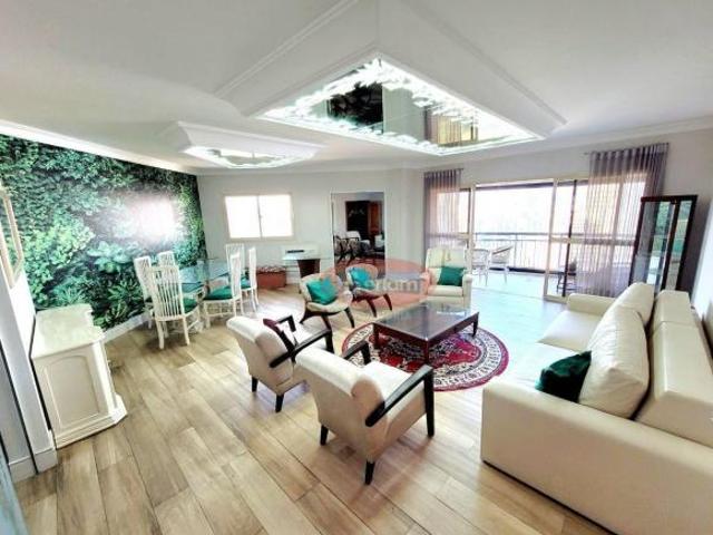 Apartamento com 3 dormitórios à venda, 225 m² por R$ 2.350.000,00 Aparecida Santos/SP