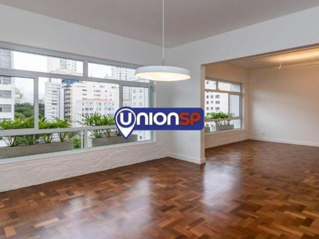 Apartamento com 3 dormitórios à venda, 239 m² por R$ 2.685.000 Higienópolis São Paulo/SP