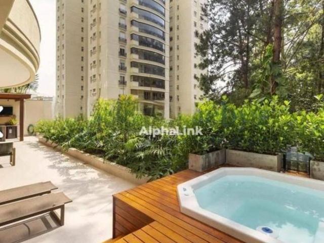 Apartamento com 3 dormitórios à venda, 300 m² por R$ 3.200.000,00 Alphaville Santana de Parnaíba