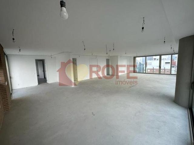 Apartamento com 3 dormitórios à venda, 335 m² por R$ 14.400.000,00 Itaim Bibi São Paulo/SP