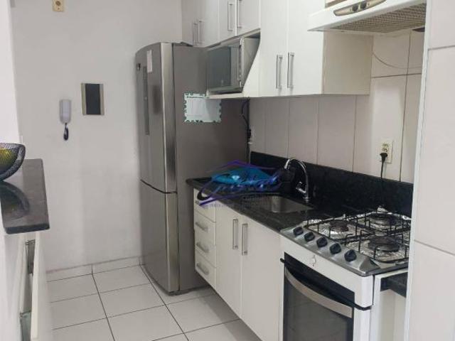 Apartamento com 3 dormitórios à venda, 56 m² por R$ 320.000,00 Chácara Agrindus Taboão da Serra/