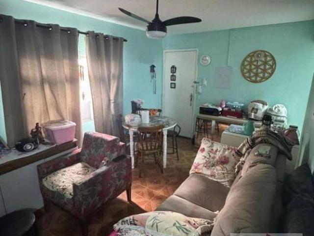 Apartamento com 3 dormitórios à venda, 68 m² por R$ 325.000,00 Aparecida Santos/SP
