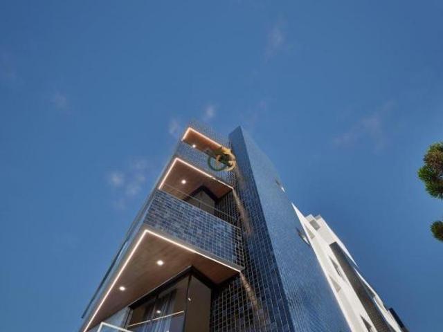 Apartamento com 3 dormitórios à venda, 68 m² por R