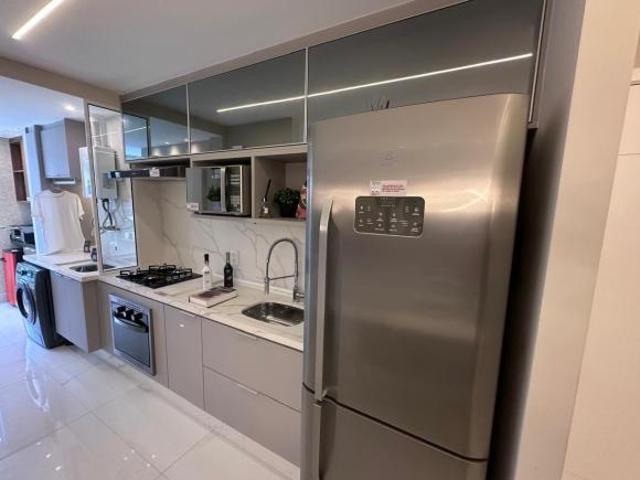 Apartamento com 3 dormitórios à venda, 68 m² por R$ 723.000,00 Vila Galvão Guarulhos/SP