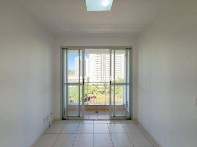 Apartamento com 3 dormitórios à venda, 69 m² por R$ 475.000,00 Aurora Londrina/PR