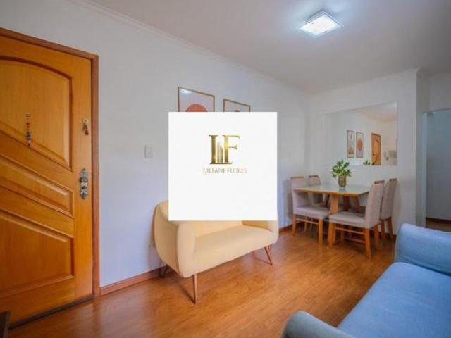 Apartamento com 3 dormitórios à venda, 69 m² por R$ 750.000