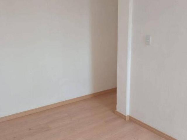 Apartamento com 3 dormitórios à venda, 60 m² por R$ 200.000,00 Conjunto Café Londrina/PR
