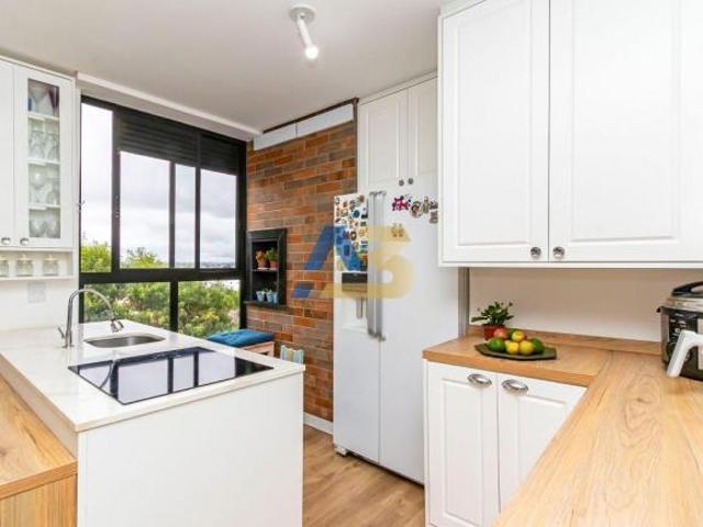 Apartamento com 3 dormitórios à venda, 60 m² por R$ 609.000,00 Cajuru Curitiba/PR