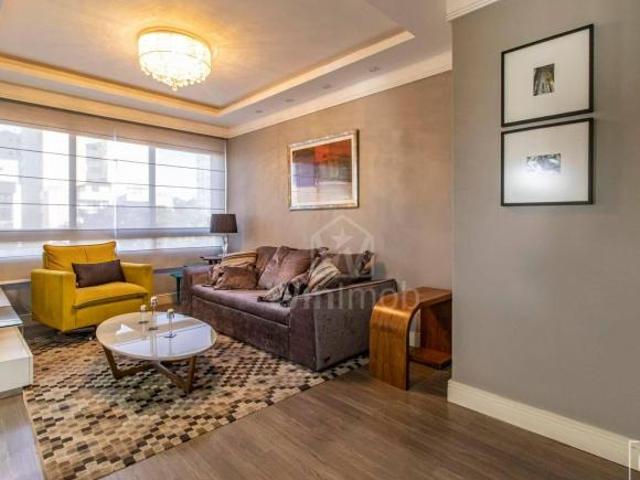 Apartamento com 3 dormitórios à venda, 74 m² por R$ 1.060.000,00 Rio Branco Porto Alegre/RS