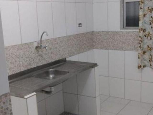 Apartamento com 3 dormitórios à venda, 75 m² por R$ 290.000,00 Aparecida Santos/SP