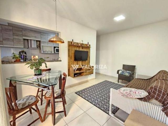 Apartamento com 3 dormitórios à venda, 75 m² por R$ 355.000,00 Condomínio Residencial Flor de Acác
