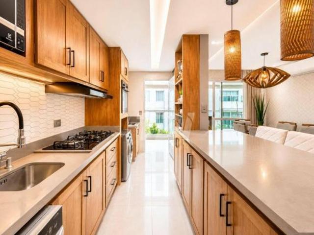 Apartamento com 3 dormitórios à venda, 79 m² por R$ 862.000,00 Portão Curitiba/PR
