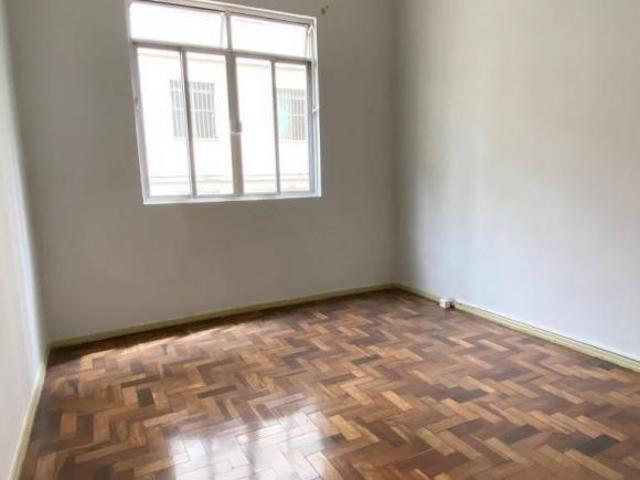 Apartamento com 3 dormitórios à venda, 70 m² por R$ 260.000,00 Centro Juiz de Fora/MG
