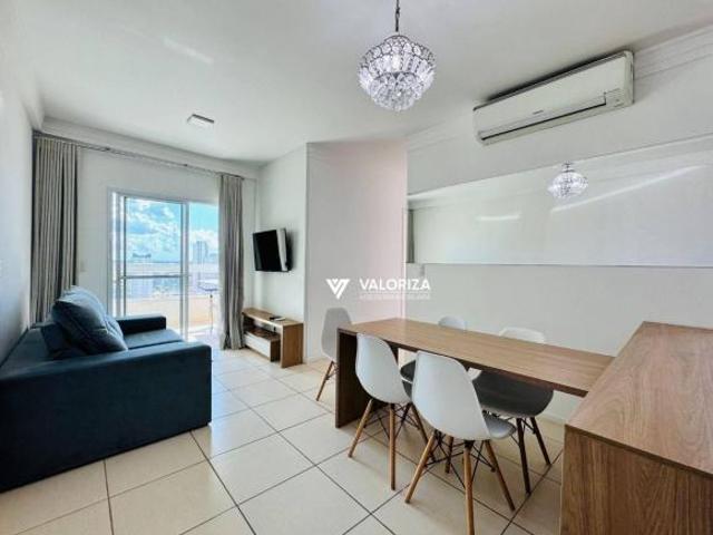 Apartamento com 3 dormitórios à venda, 70 m² por R$ 699.000,00 Edifício Exclusive Campolim Soroc