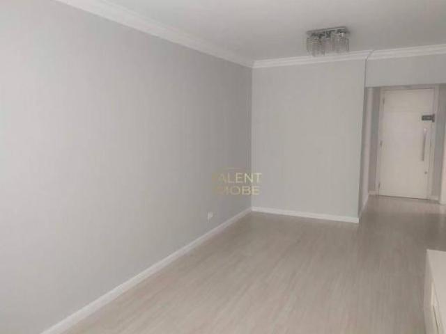 Apartamento com 3 dormitórios à venda, 70 m² por R$ 900.000,00 Moema São Paulo/SP