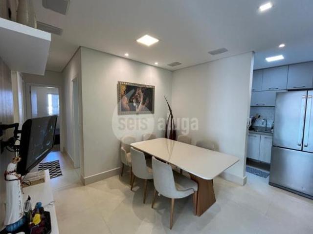 Apartamento com 3 dormitórios à venda, 70m² por R$ 480.000,00 Santa Cruz.