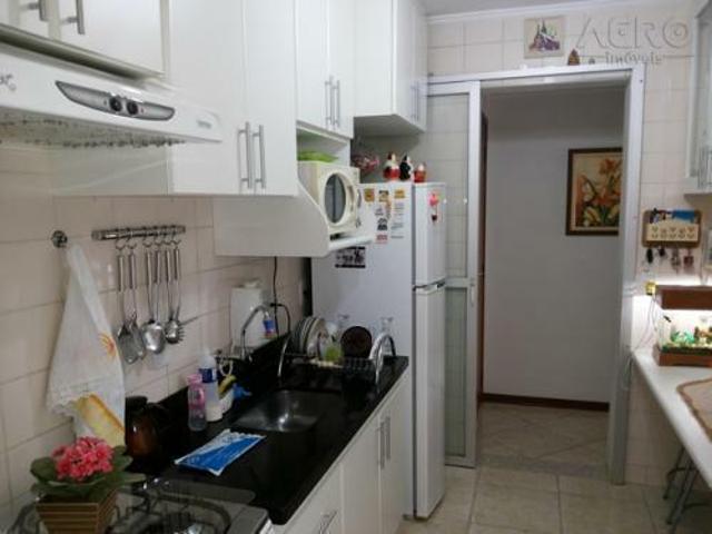 Apartamento com 3 dormitórios à venda, 72 m² por R$ 300.000,00 Jardim Cruzeiro do Sul Bauru/SP