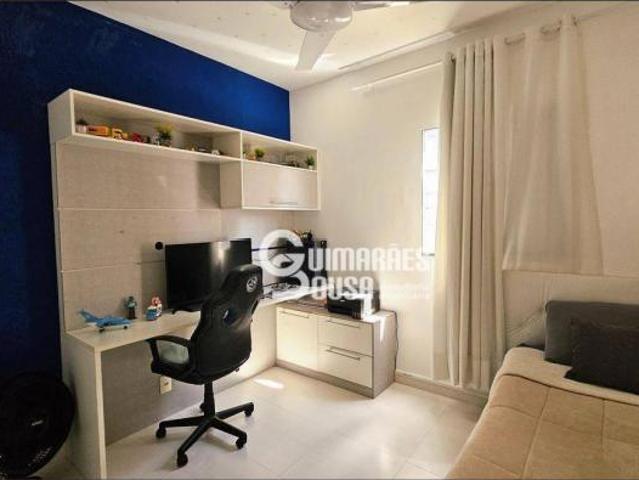 Apartamento com 3 dormitórios à venda, 72 m² por R$ 330.000,00 Núcleo Residencial Satélite Várze