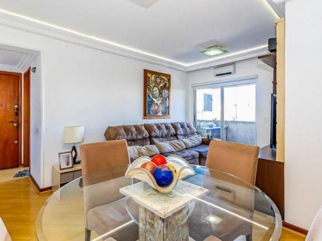 Apartamento com 3 dormitórios à venda, 72 m² por R$ 623.000,00 Cabral Curitiba/PR