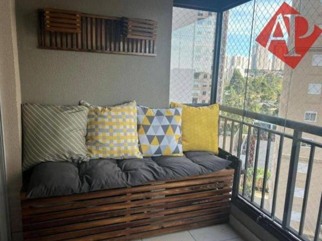 Apartamento com 3 dormitórios à venda, 73 m² por R$ 750.000,00 Alphaville Empresarial Barueri/SP