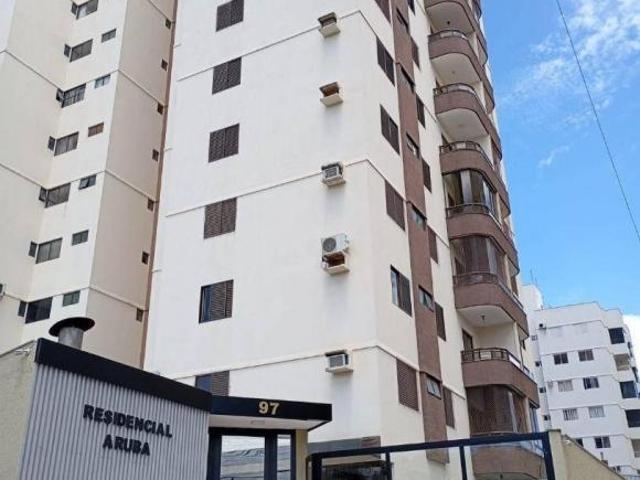 Apartamento com 3 dormitórios à venda, 85 m² por R$ 330.000,00 Centro Caldas Novas/GO