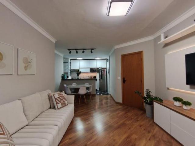 Apartamento com 3 dormitórios à venda, 86 m² por R$ 698.000,00 Monte Castelo São José dos Campos