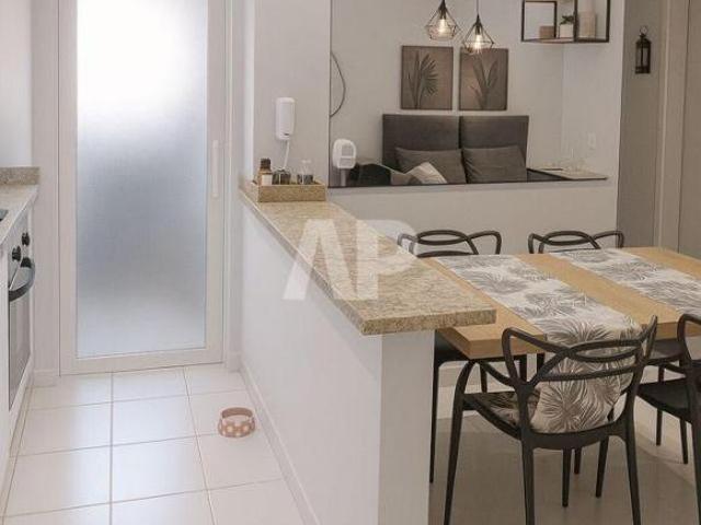 Apartamento com 3 dormitórios à venda, 87 m² por R$ 550.000,00 Condomínio Ilhas do Mediterrâneo