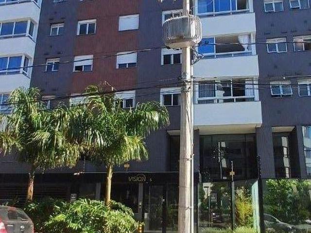 Apartamento com 3 dormitórios à venda, 87 m² por R$ 990.000,00 Menino Deus P