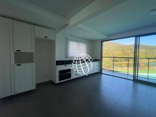 Apartamento com 3 dormitórios à venda, 88 m² por R$ 900.000,00 Condomínio Villa dos Lagos Atibai
