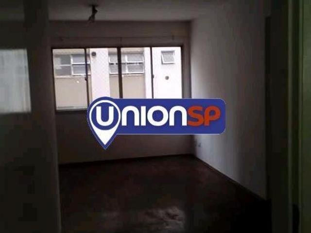 Apartamento com 3 dormitórios à venda, 80 m² por R$ 850.000,00 Moema São Paulo/SP