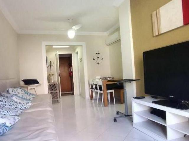 Apartamento com 3 dormitórios à venda, 82 m² por R$ 430.000,00 Enseada Guarujá/SP