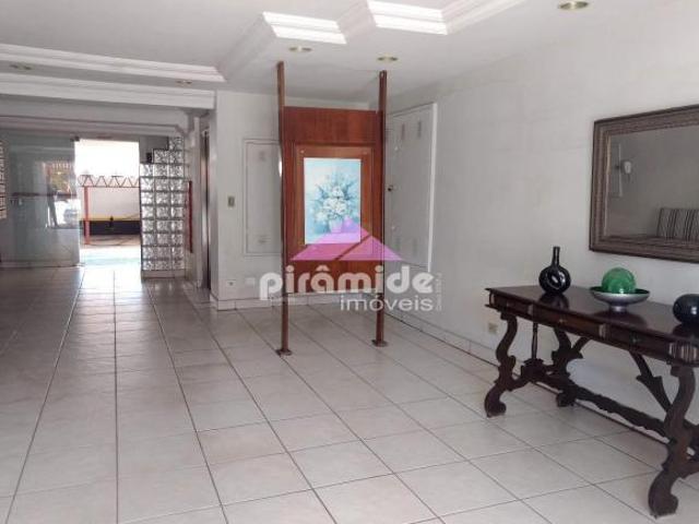 Apartamento com 3 dormitórios à venda, 82 m² por R$ 430.000,00 Jardim São Dimas São José dos Cam