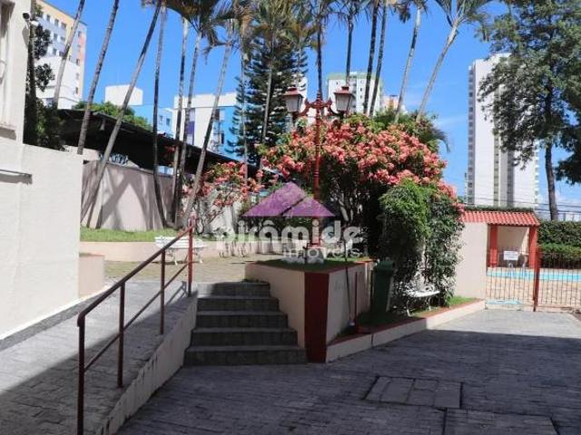 Apartamento com 3 dormitórios à venda, 82.54 m² por R$ 380.000,00 Jardim Satélite São José dos C