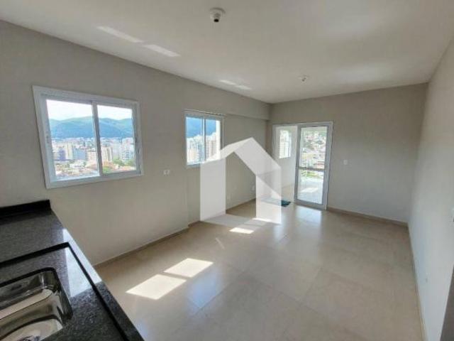 Apartamento com 3 dormitórios à venda, 83 m² por R$ 570.000 Centro Poços de Caldas/MG