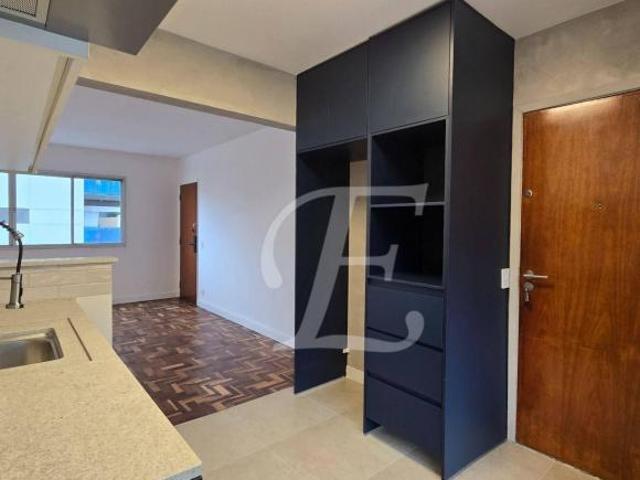 Apartamento com 3 dormitórios à venda, 94 m² por R$ 1.200.000,00 Vila Olímpia São Paulo/SP