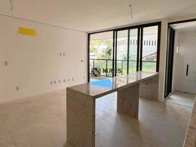 Apartamento com 3 dormitórios à venda, 95 m² por R$ 690.000,00 São Mateus Juiz de Fora/MG