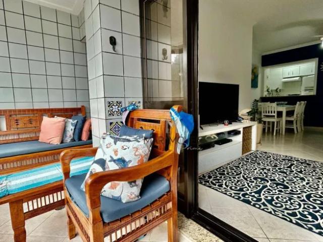 Apartamento com 3 dormitórios à venda, 95 m² por R$ 740.000,00 Enseada Guarujá/SP