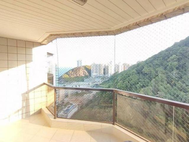 Apartamento à venda na Enseada Guarujá/SP